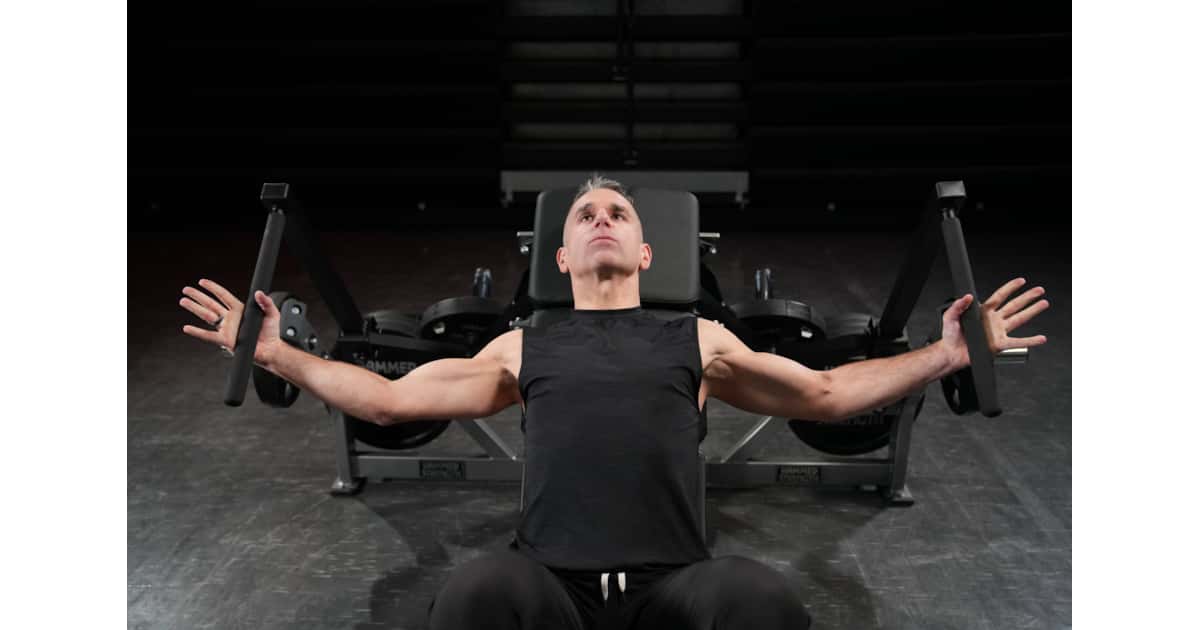 Q&A with Luke Carlson | Hammer Strength