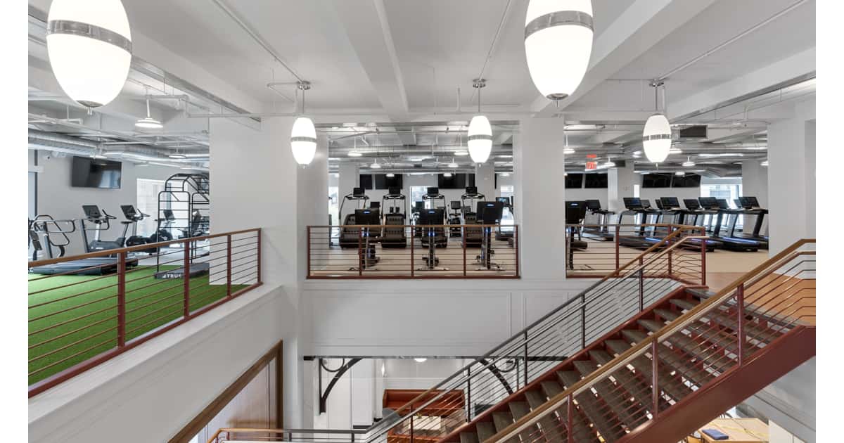 Why Forward-Thinking Clubs Are Reinventing Their Cardio Floors | Life ...