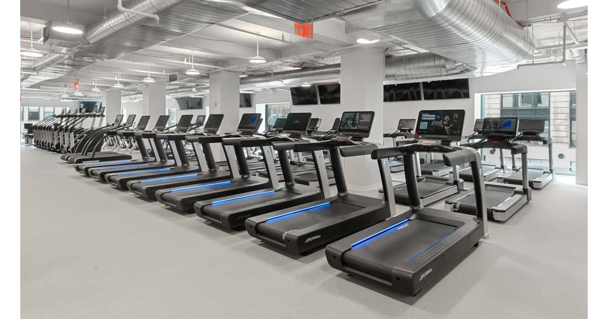 Chelsea Piers Fitness | Life Fitness