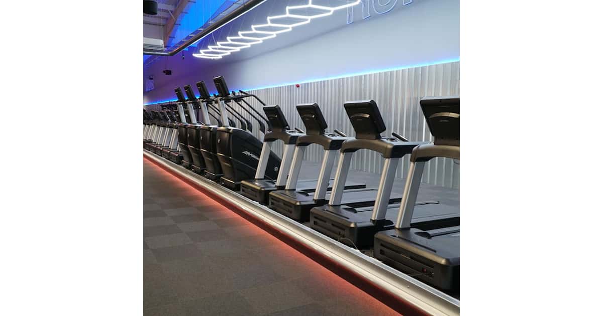 Pump Gyms | Life Fitness